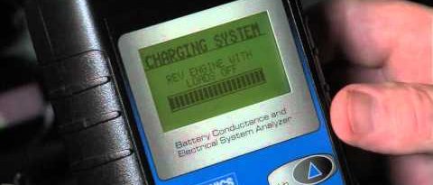 Analizador de baterías y sistemas eléctricos Midtronics serie MDX-600